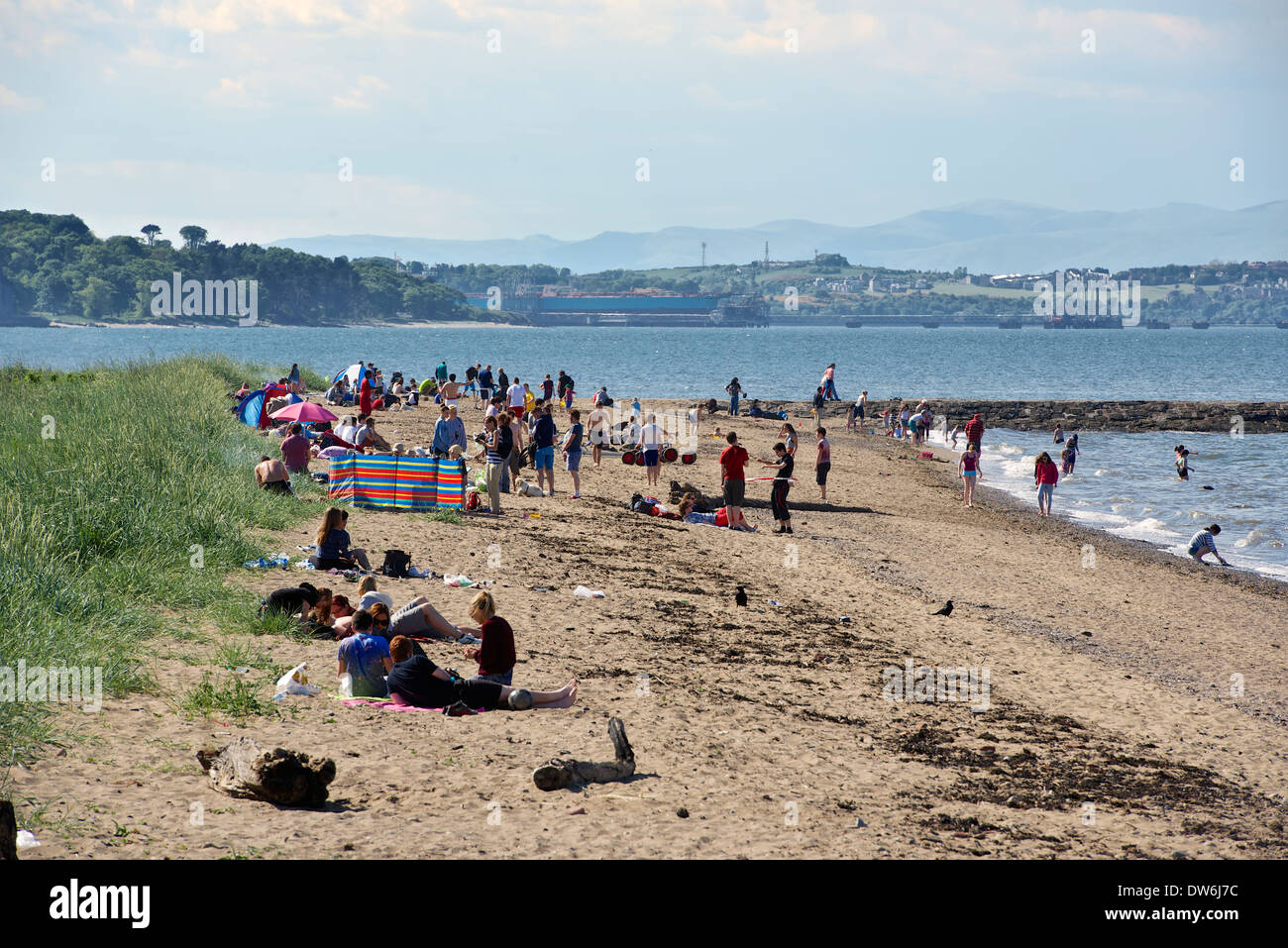 Cramond beach hi-res stock photography and images - Alamy