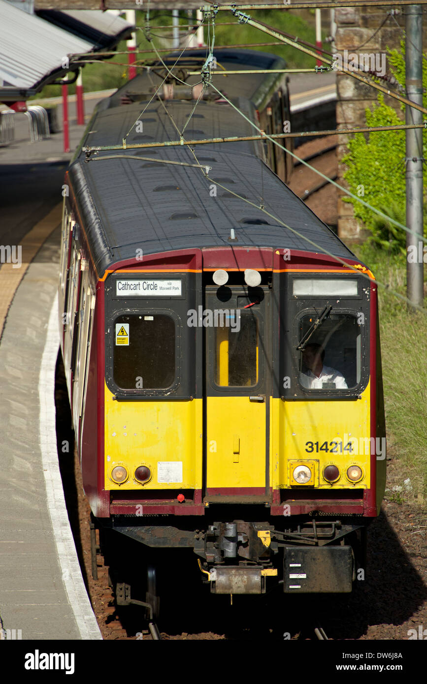 Scottish rail train hi-res stock photography and images - Alamy