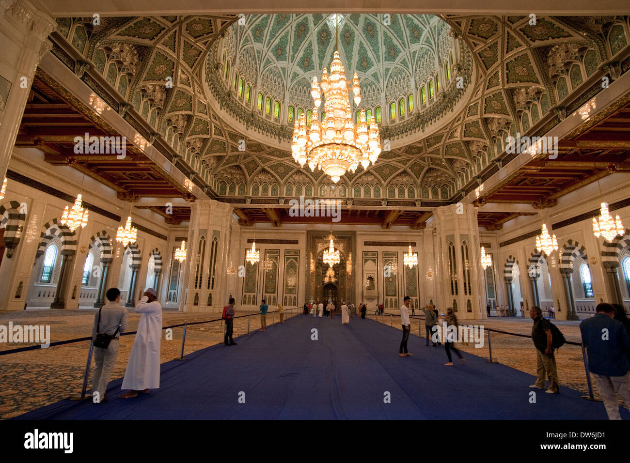 Grand mosque muscat hi-res stock photography and images - Alamy