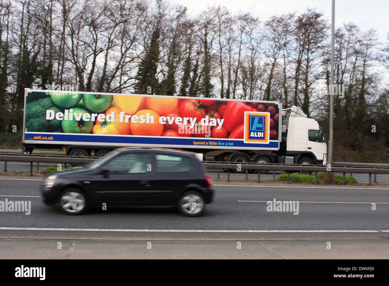 Aldi delivery truck hi-res stock photography and images - Alamy