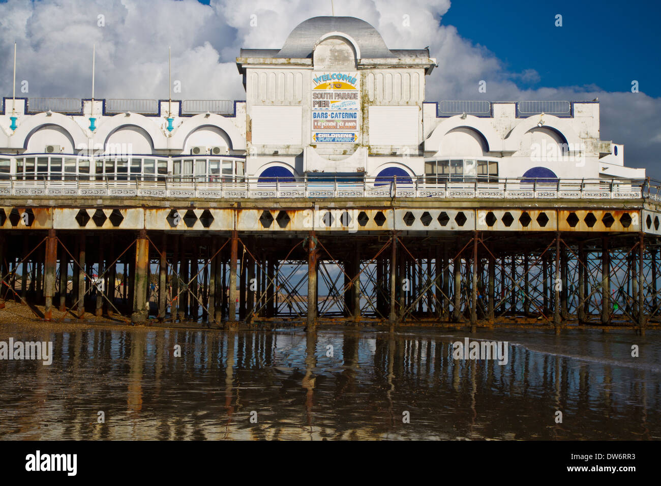 South Parade Pier Portsmouth Stock Photo - Alamy