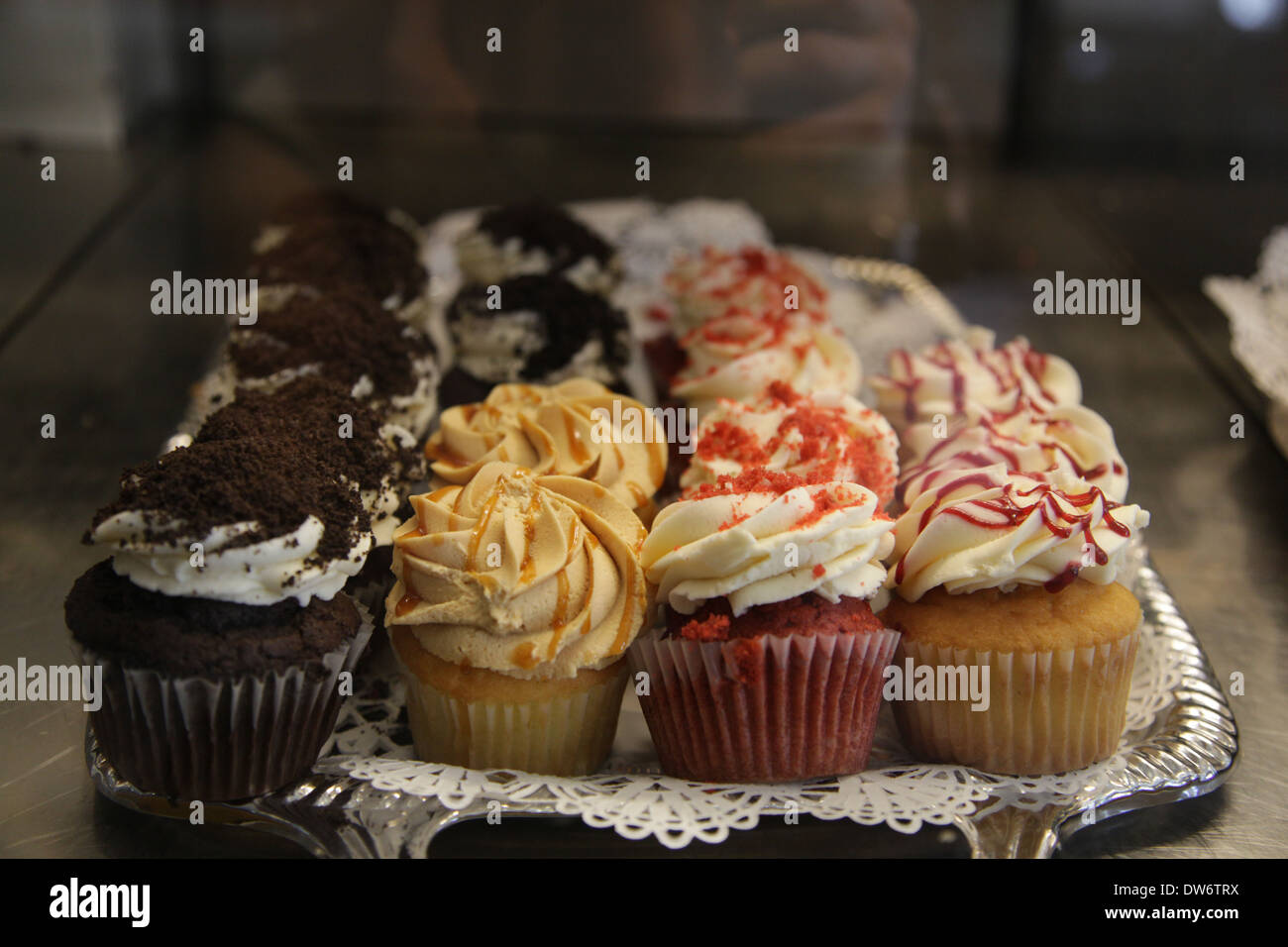 Cupcakes display at Manducatis Rustica restaurant in L.I.C Queens Stock ...