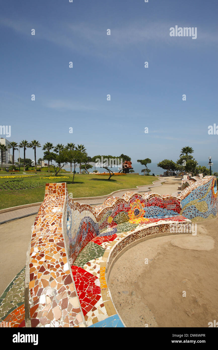 Parque del Amor (Love Park), Lima, Peru Stock Photo - Alamy
