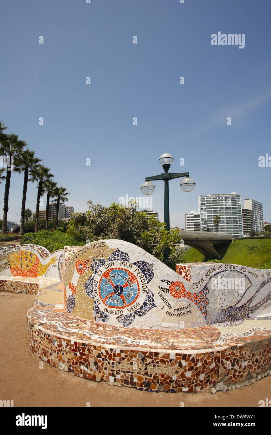 Parque del Amor (Love Park), Lima, Peru Stock Photo - Alamy