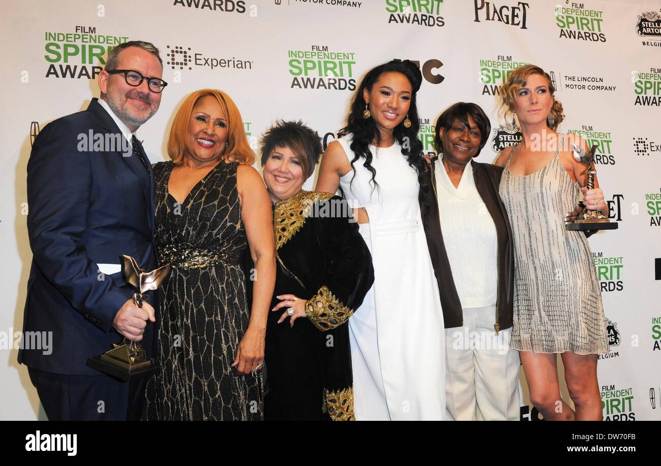 Santa Monica, CA, USA. 1st March, 2014. Claudia Linnear, Darlene Love ...