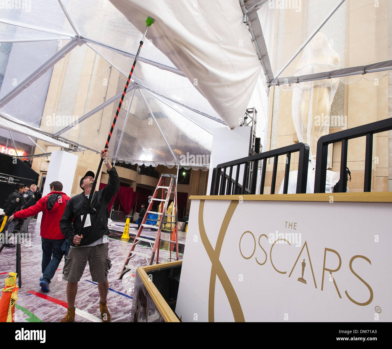 Event red carpet arrival hi-res stock photography and images - Alamy