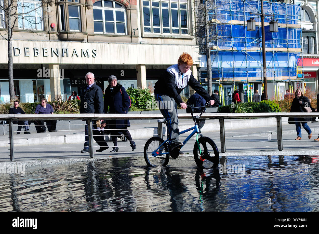 Children Playing On BMX Bikes,Nottingham Old Market Square Fountains ...