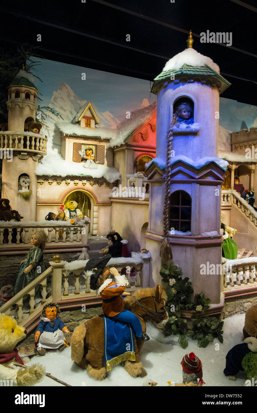 Steiff bear hi-res stock photography and images - Alamy