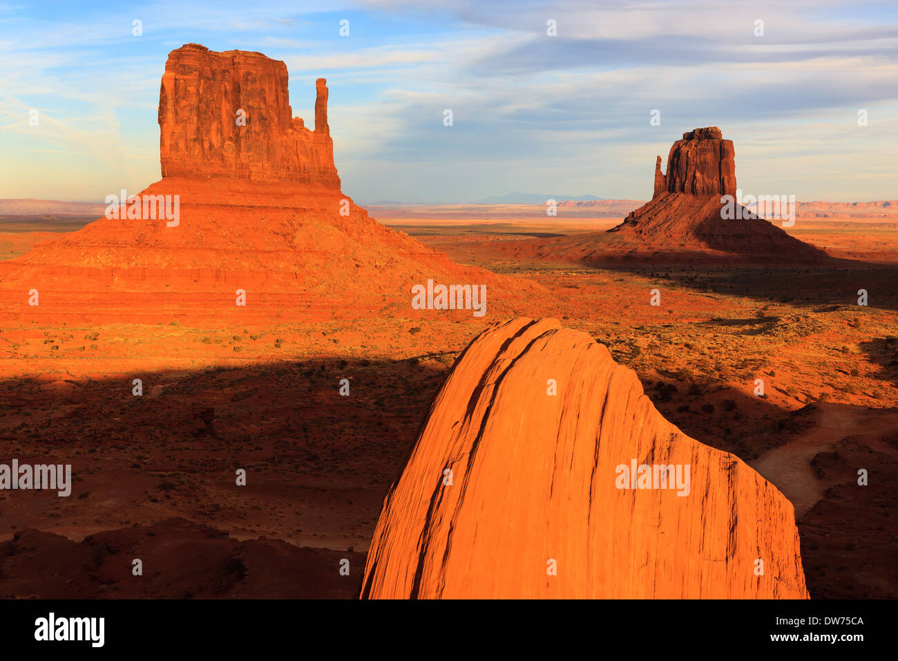 Sunset in Monument Valley Navajo Tribal Park on the border of Utah and ...