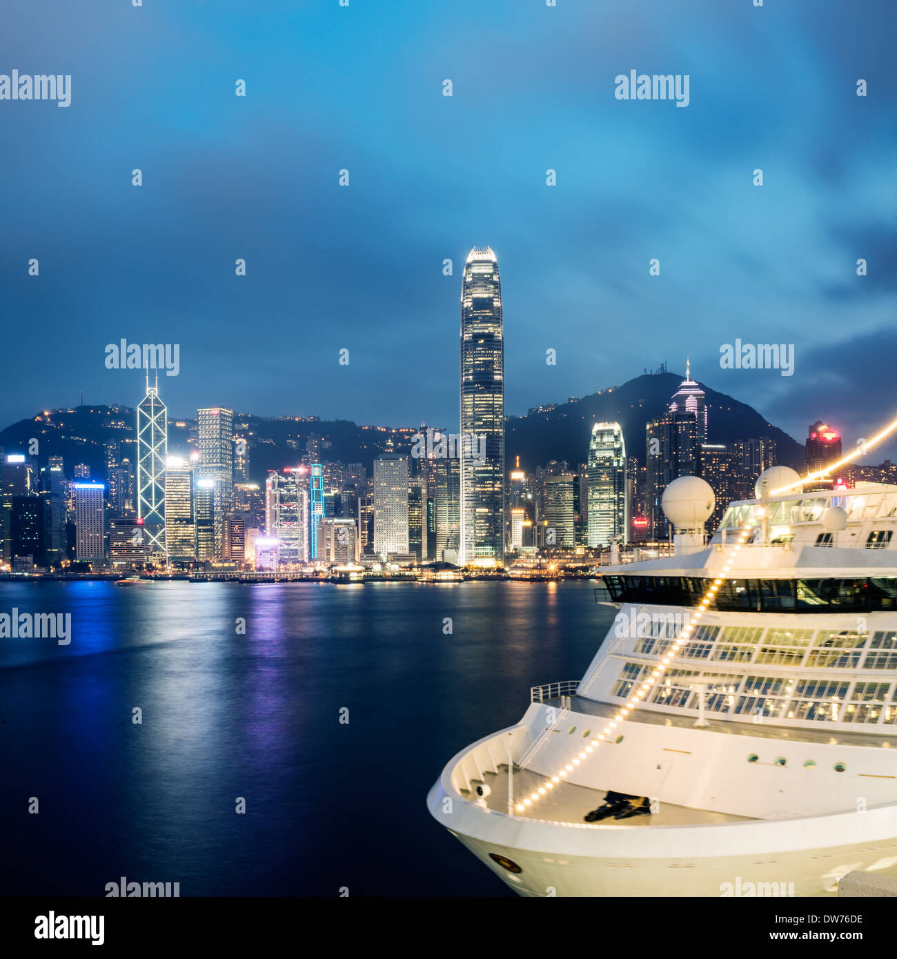 Hong Kong skyline at night Stock Photo - Alamy