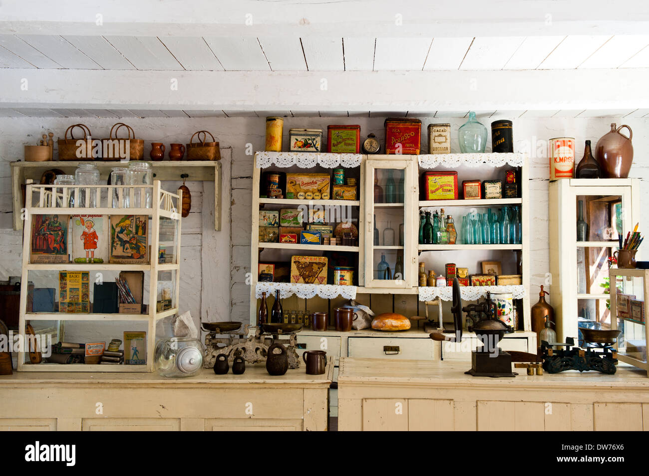 Old grocery store hi-res stock photography and images - Alamy