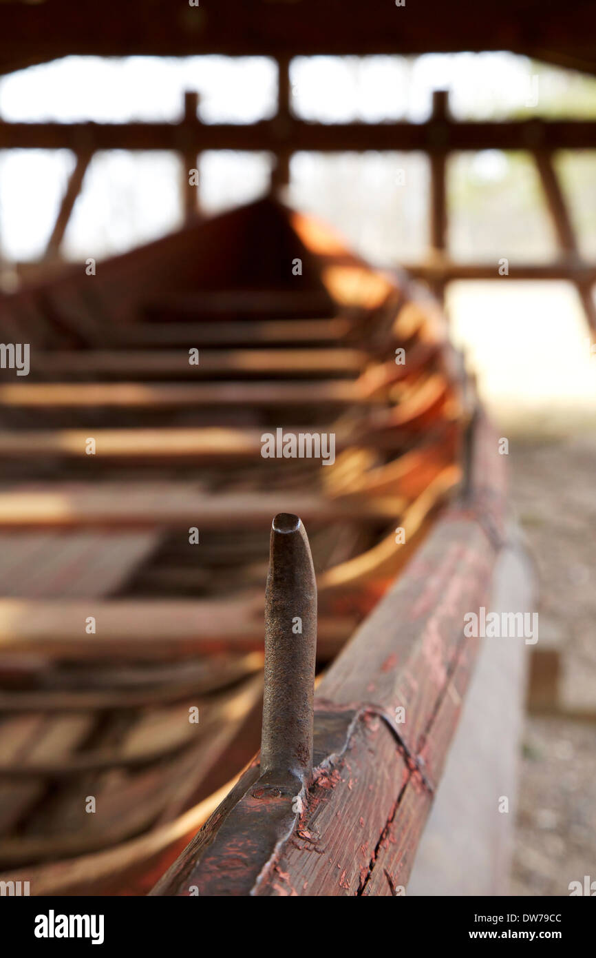 Antique rowing boat hi-res stock photography and images - Alamy