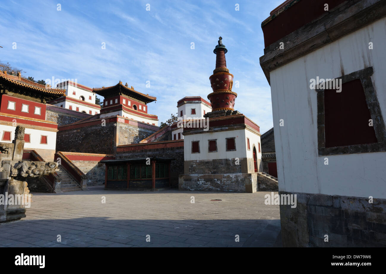 Temple of puning hi-res stock photography and images - Alamy