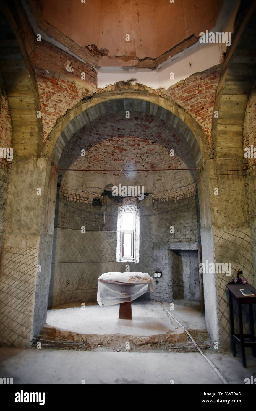 Construction medieval paint hi-res stock photography and images - Alamy