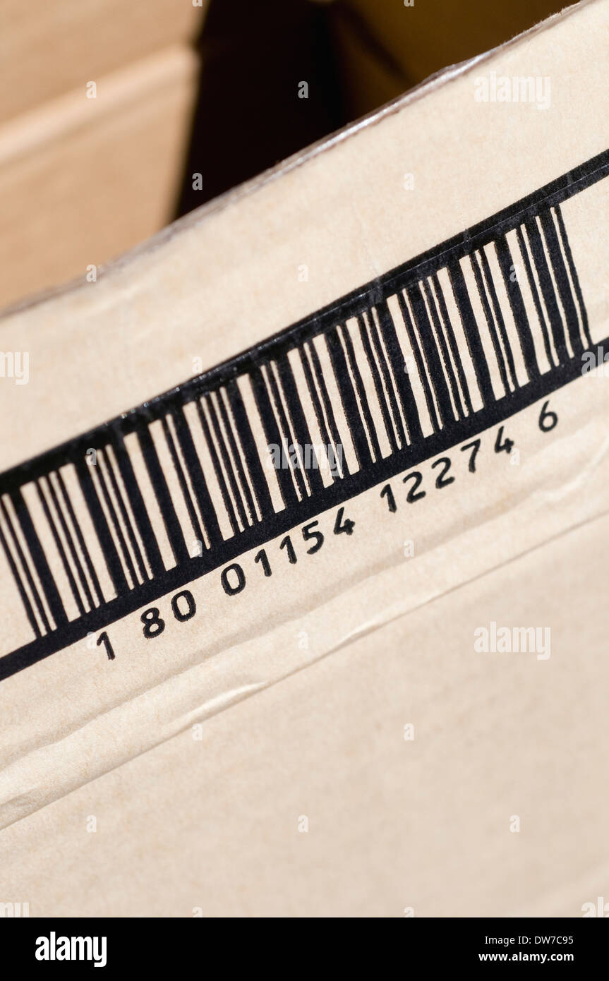 Close up carton box bar hi-res stock photography and images - Alamy