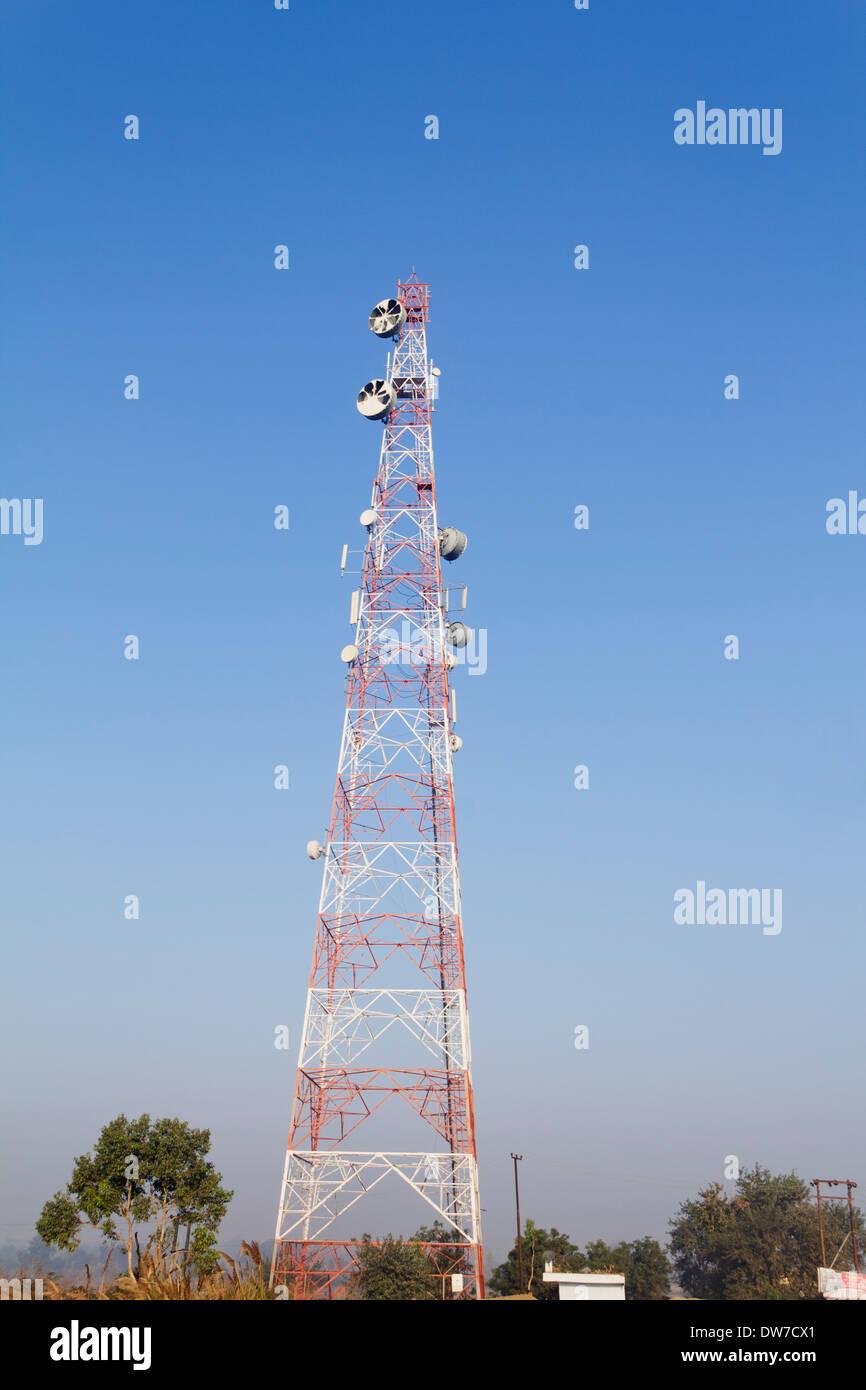 Cell tower and radio antennae Stock Photo - Alamy