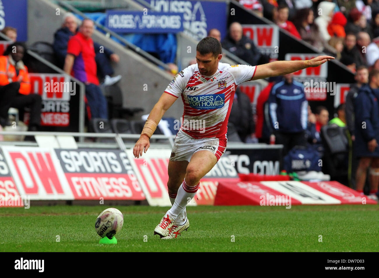 Matty smith wigan warriors rugby hi-res stock photography and images ...