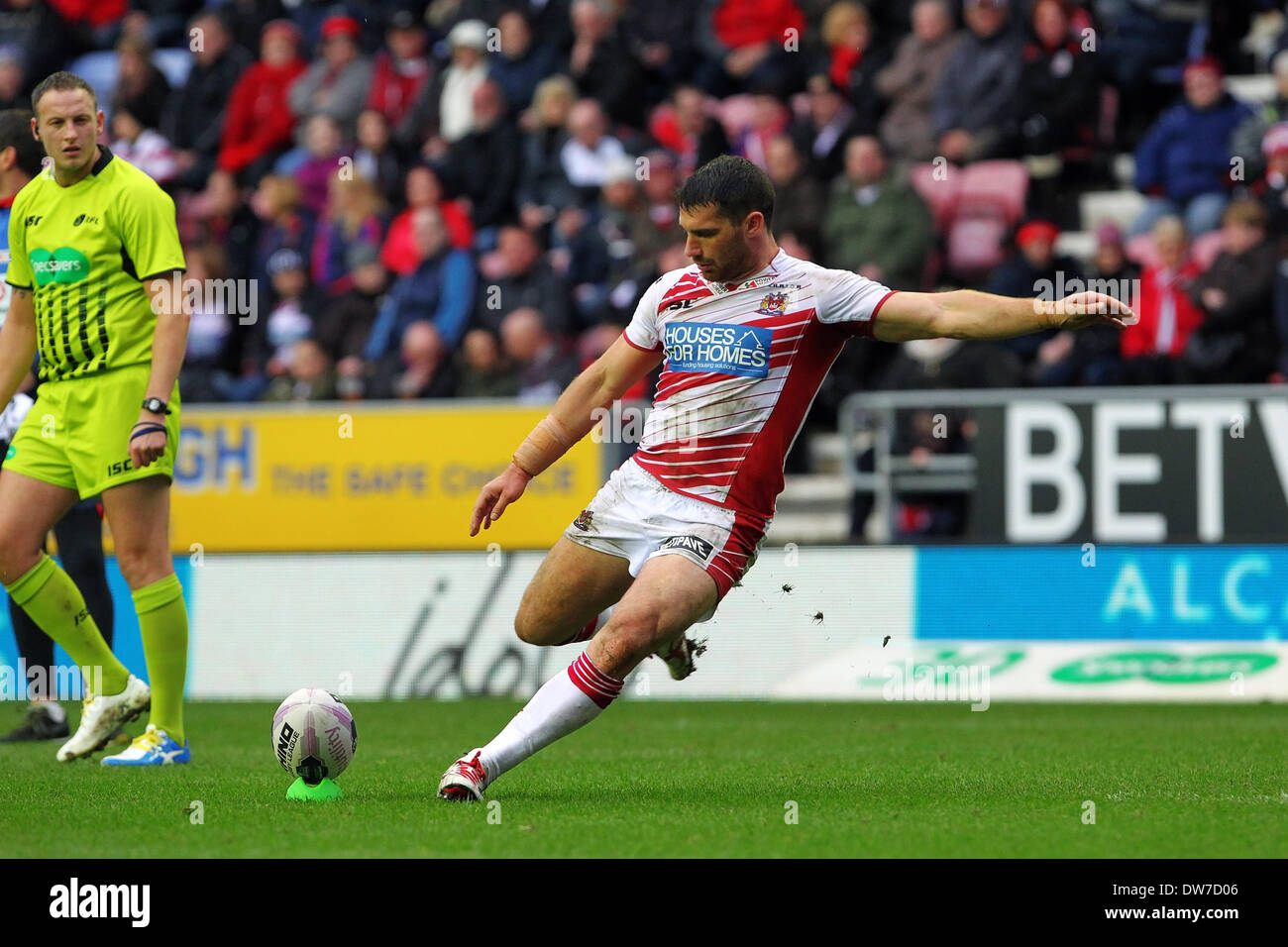 Matty smith wigan warriors rugby hi-res stock photography and images ...