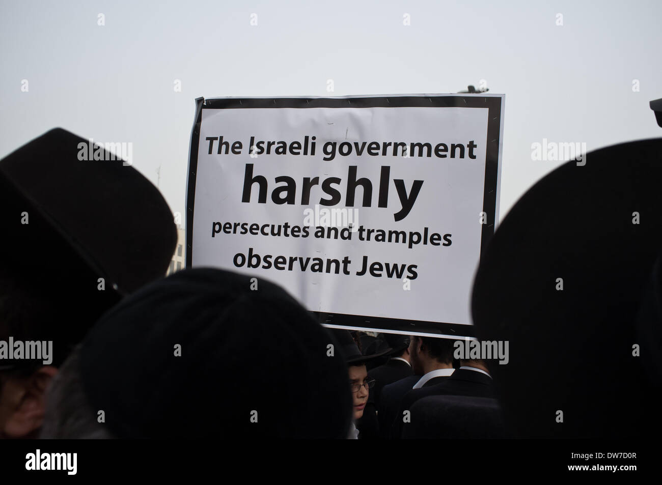 Hundreds of thousands of ultra-Orthodox Haredi Jews stage a 'Million ...