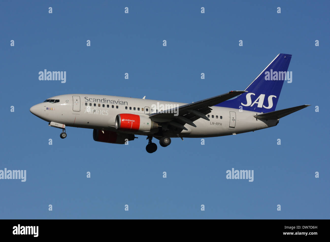 SAS SCANDANAVIAN BOEING 737 Stock Photo - Alamy SAS SCANDANAVIAN BOEING 737 Stock Photo - Alamy