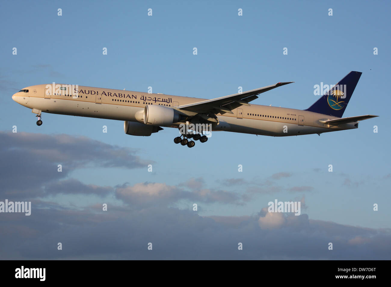 Saudi airlines plane hi-res stock photography and images - Alamy