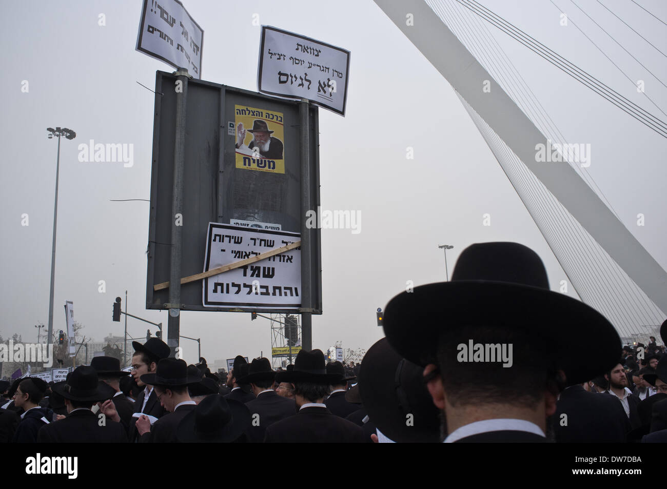 Hundreds of thousands of ultra-Orthodox Haredi Jews stage a 'Million ...