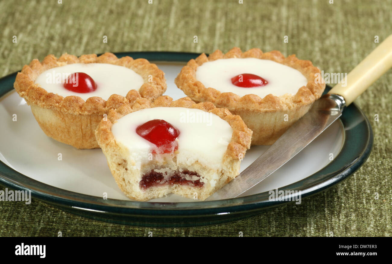 Cherry bakewells hi-res stock photography and images - Alamy