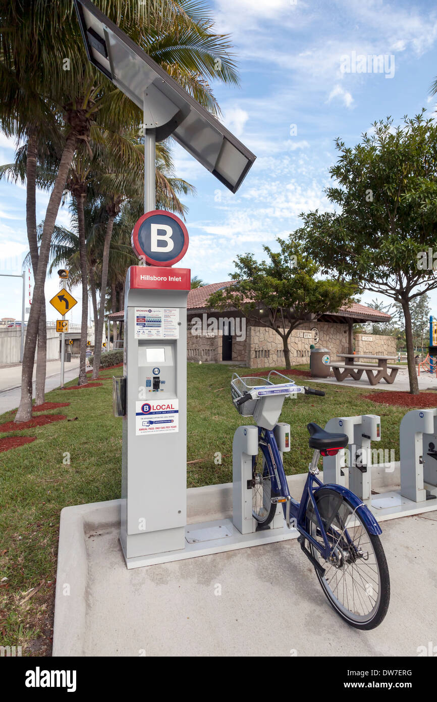 Solar bicycle hi-res stock photography and images - Alamy