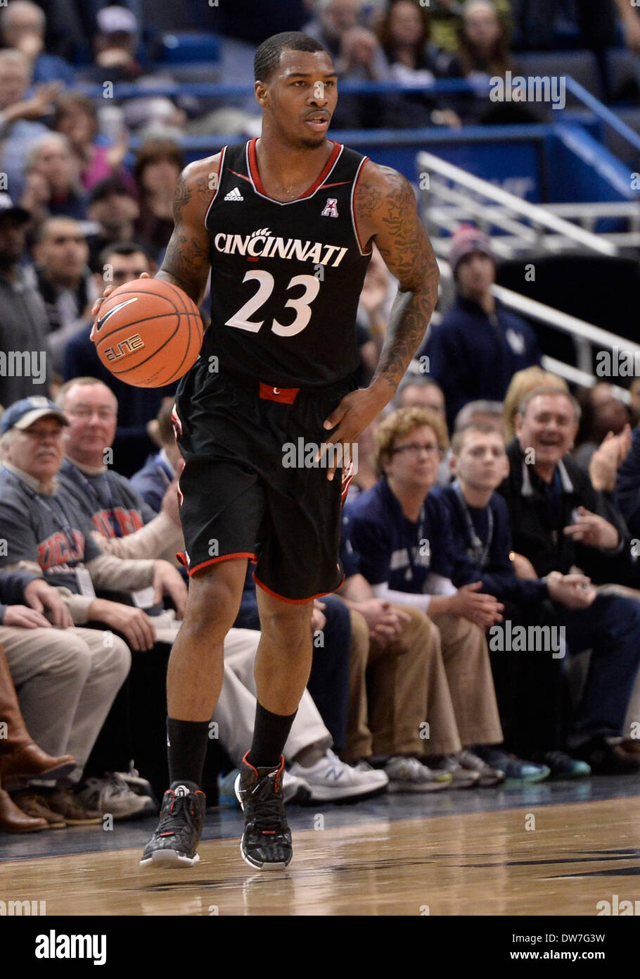 Hartford, CT, USA. 1st Mar, 2014. Saturday March 1, 2014: Cincinnati ...