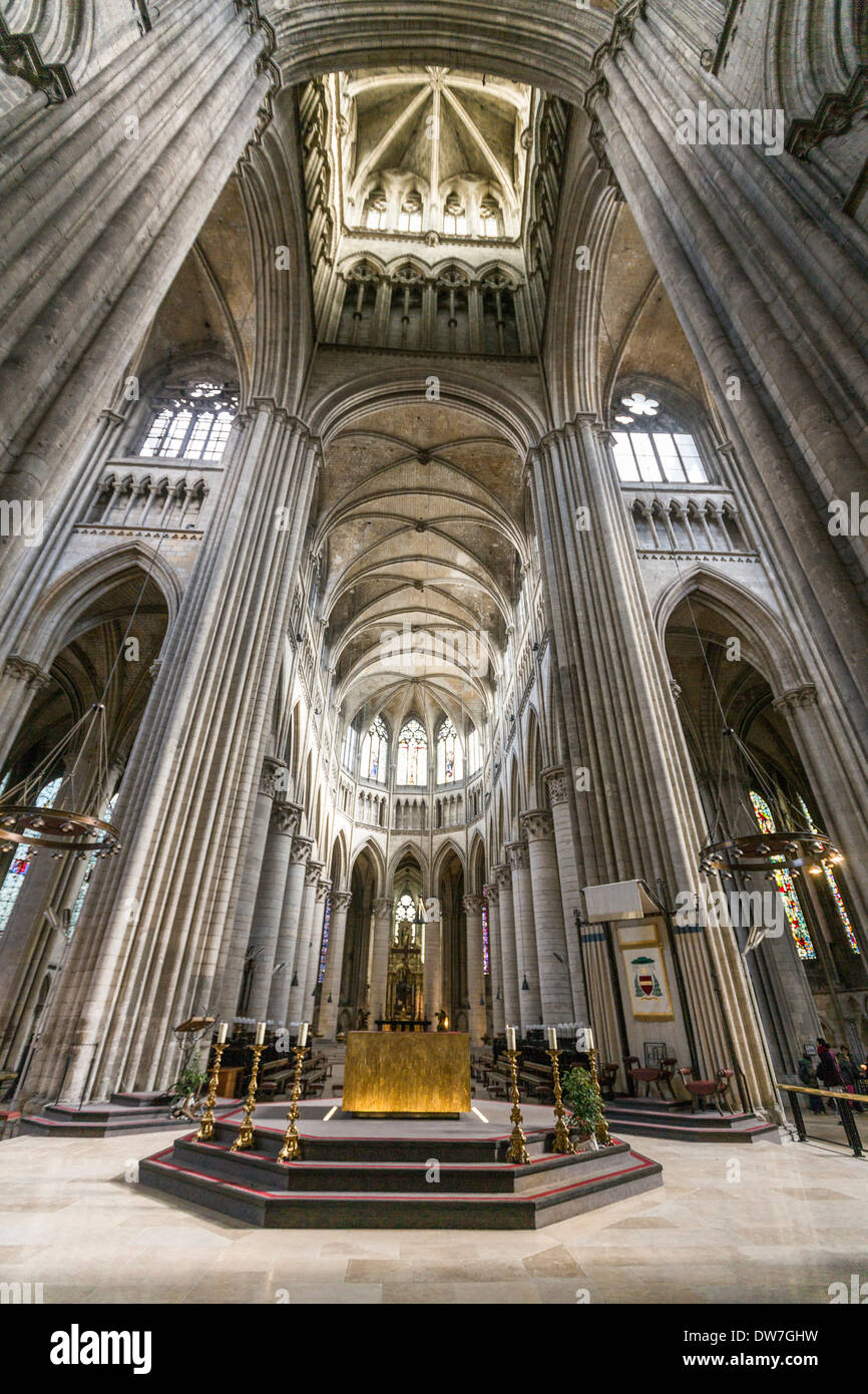 Rouen cathedral altar transept hi-res stock photography and images - Alamy