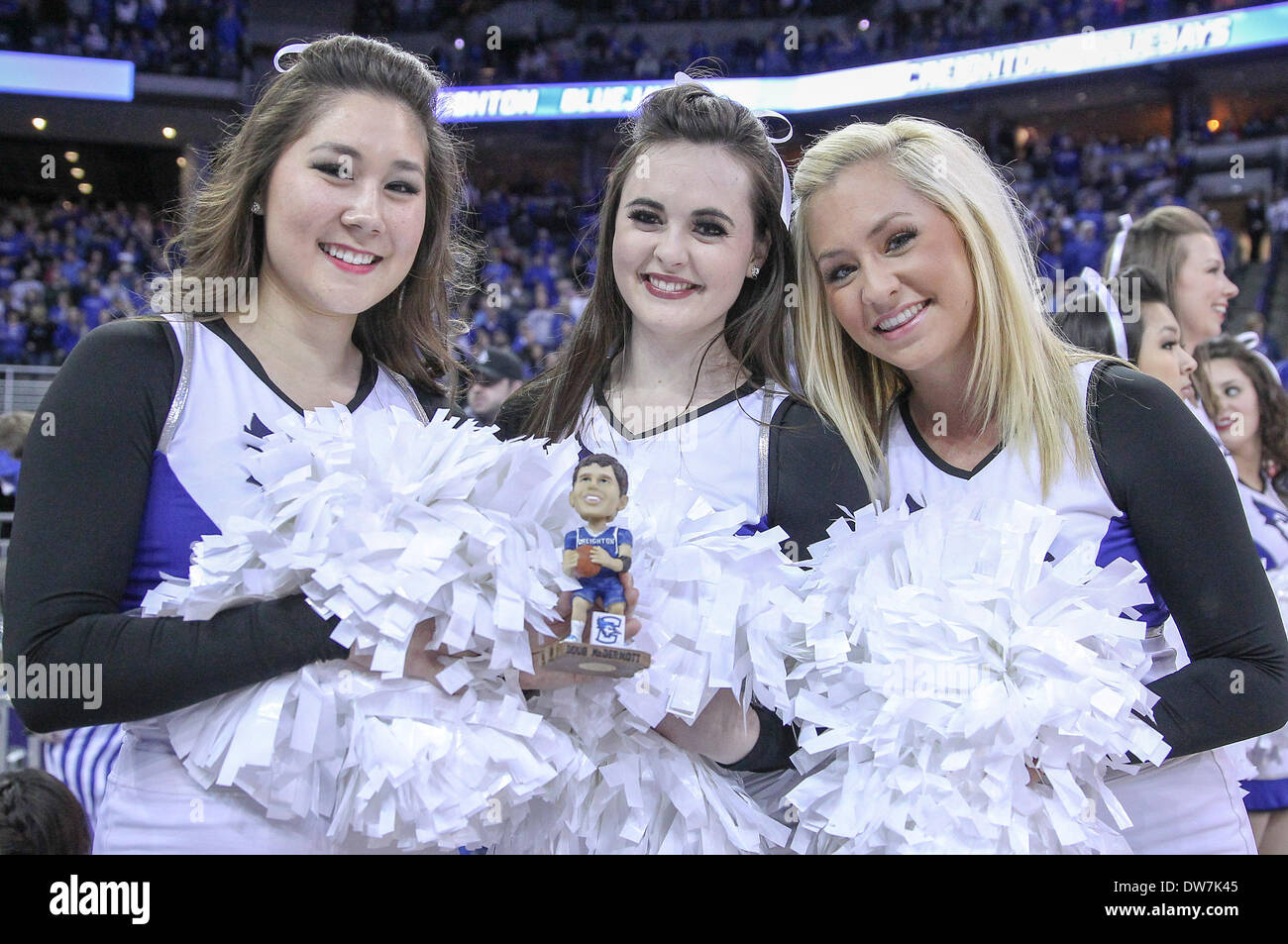Seton hall pirates cheerleaders hi-res stock photography and images - Alamy