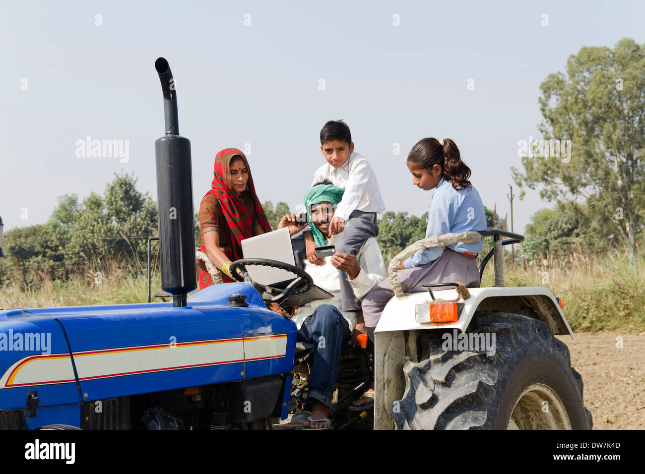 Happy mom driving family hi-res stock photography and images - Alamy