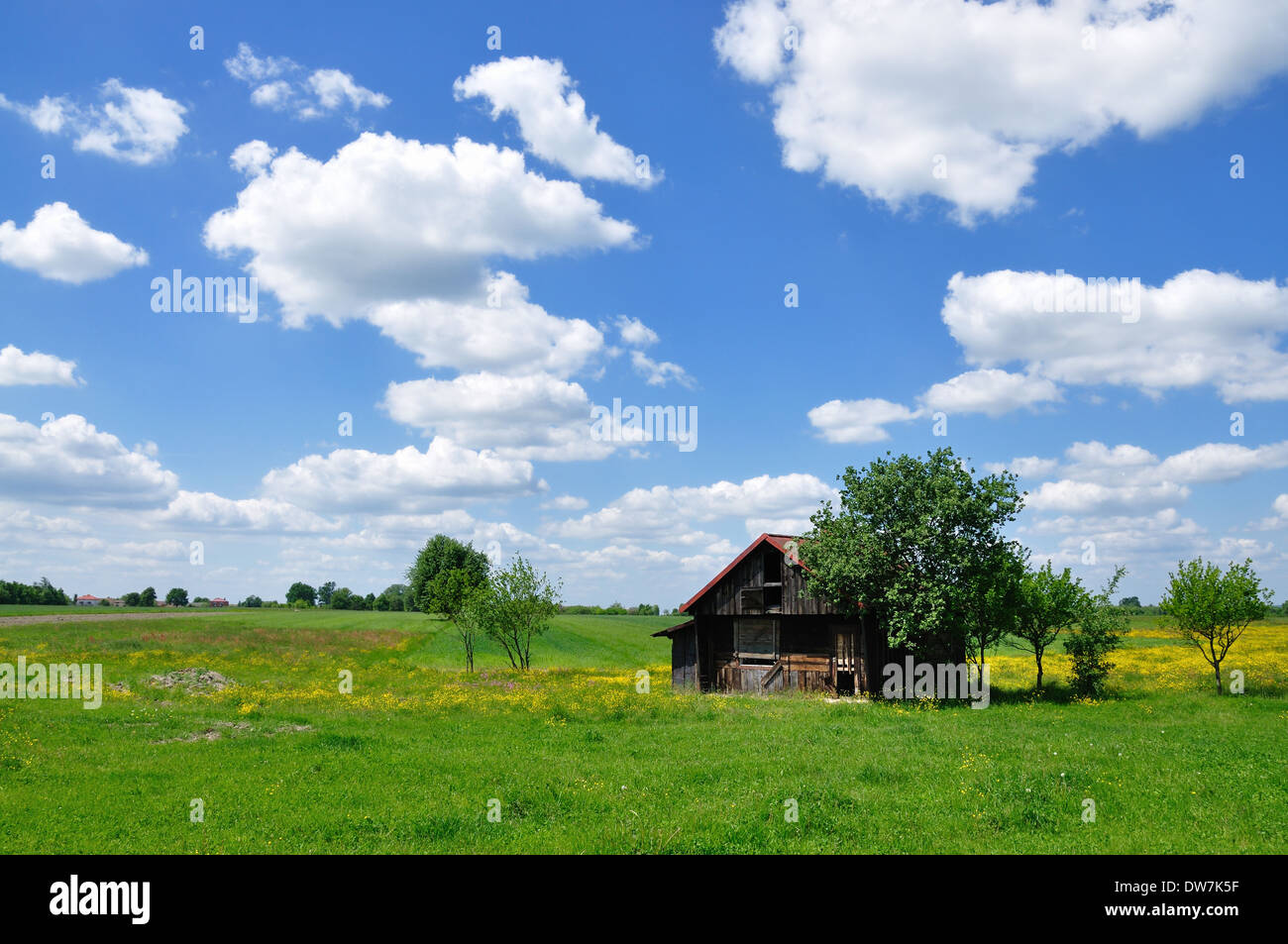 The old cabin hi-res stock photography and images - Alamy