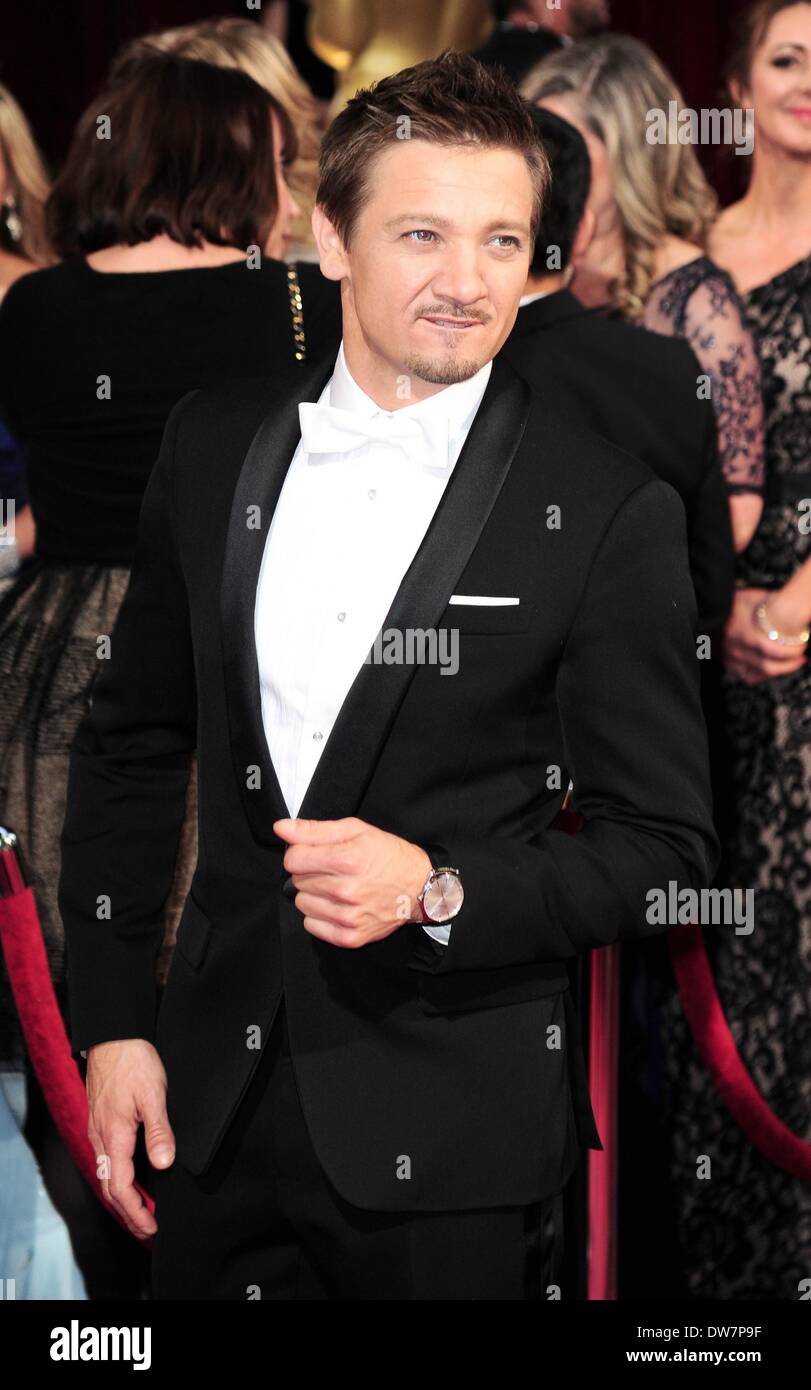 Los Angeles, CA. 2nd Mar, 2014. Jeremy Renner at arrivals for The 86th ...