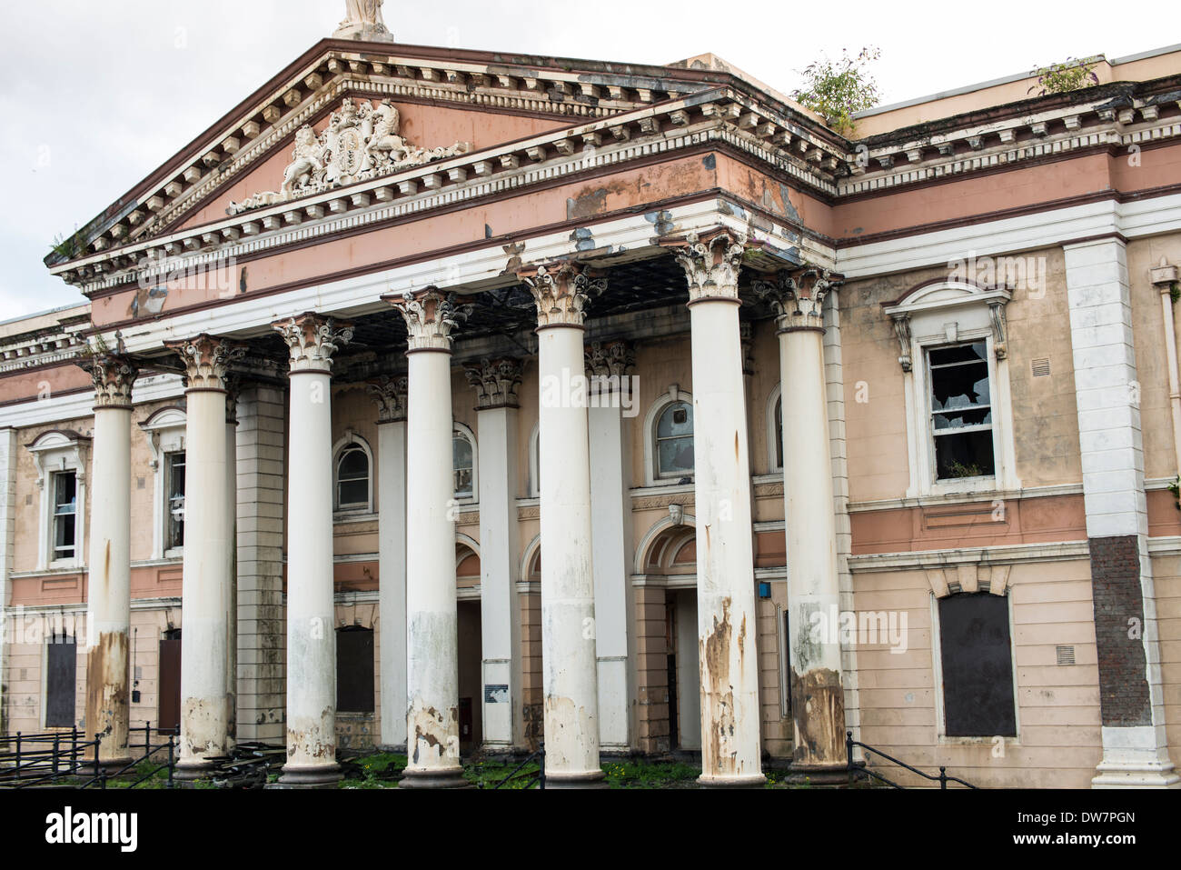 Derelict courthouse, Belfast, Northern Ireland Stock Photo - Alamy