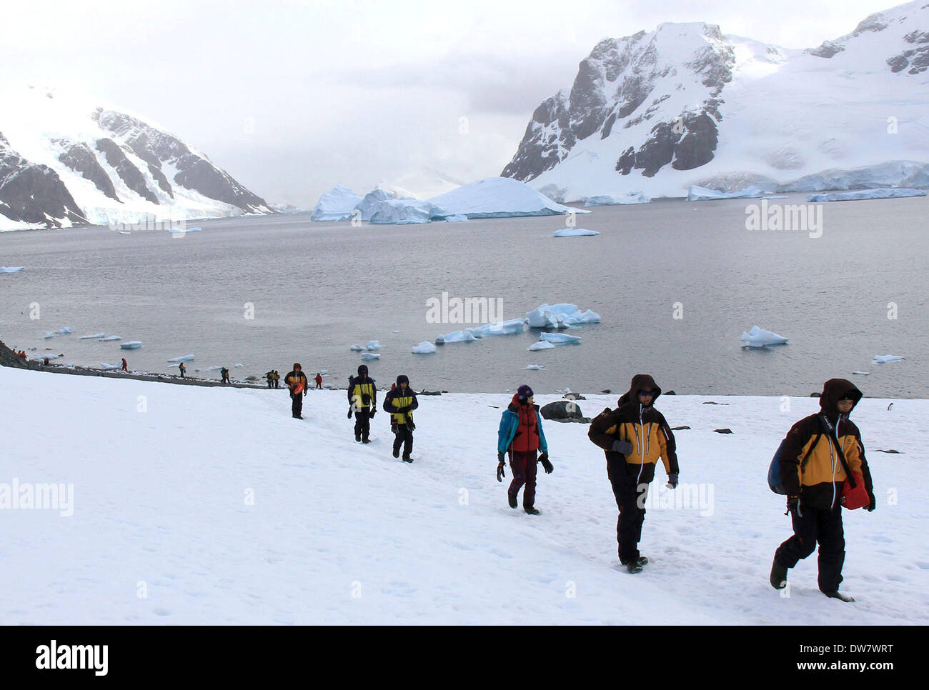 Exploration team hi-res stock photography and images - Alamy