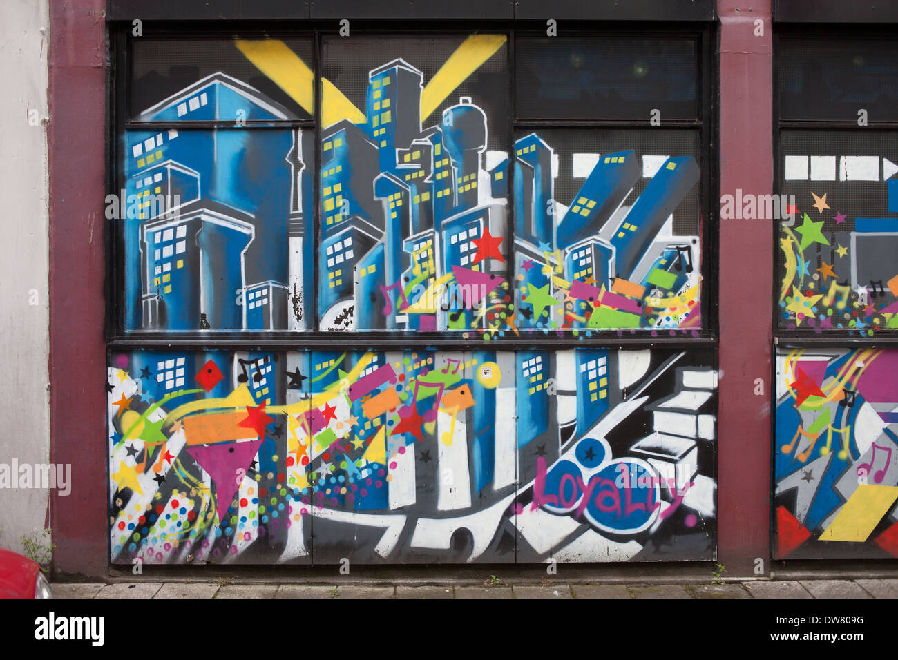 Music graffiti art hi-res stock photography and images - Alamy