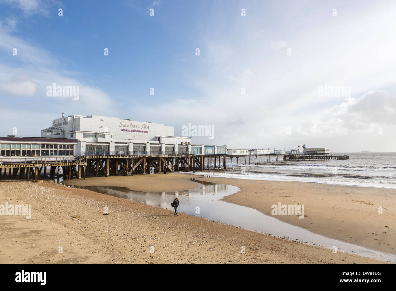 Sandy beach at low tide and Sandown Pier, Sandown, Isle of Wight, UK ...