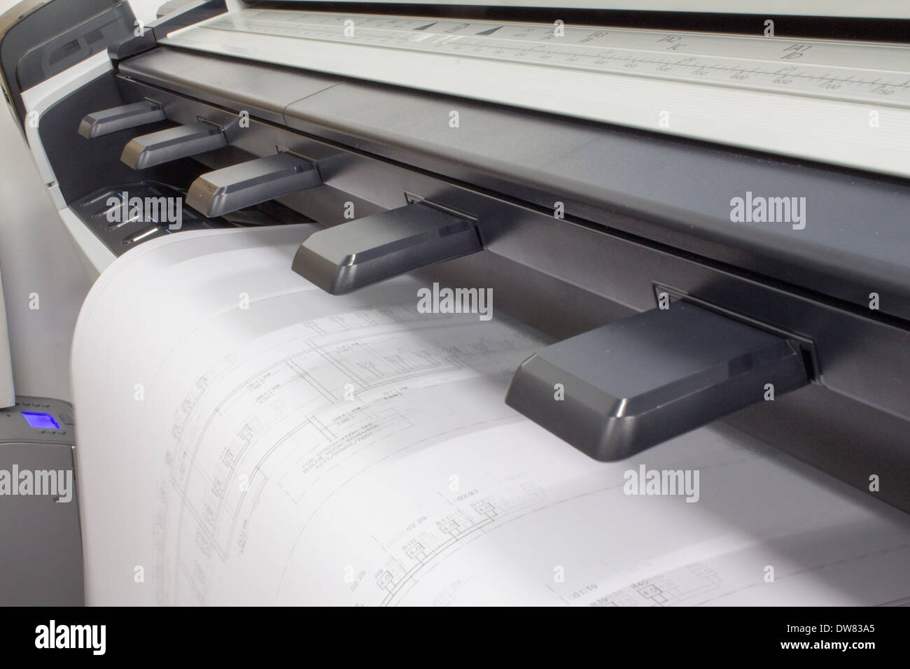 Print plotter hi-res stock photography and images - Alamy