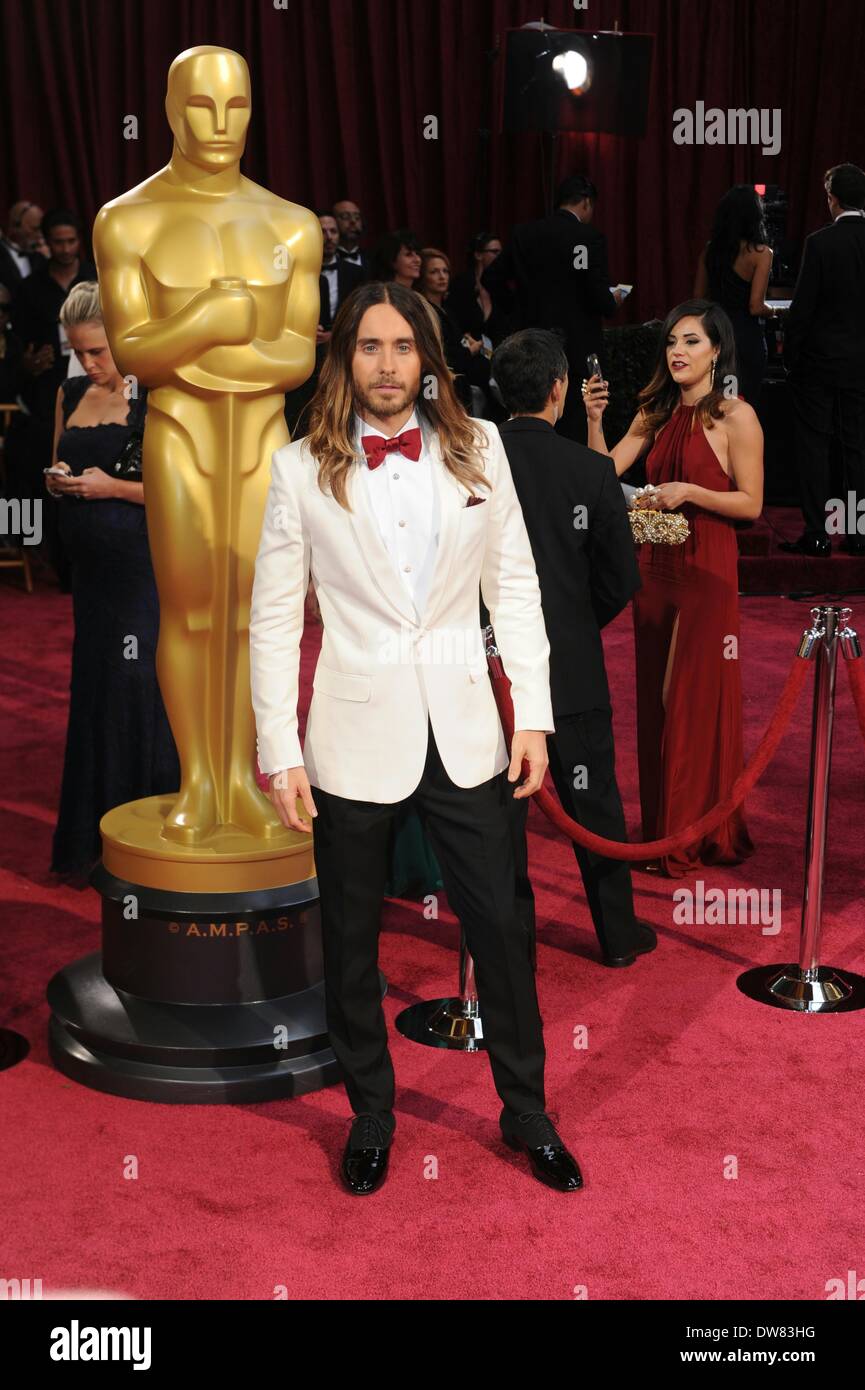 Los Angeles, USA. 2nd Mar, 2014. Jared Leto arrives at the red carpet ...
