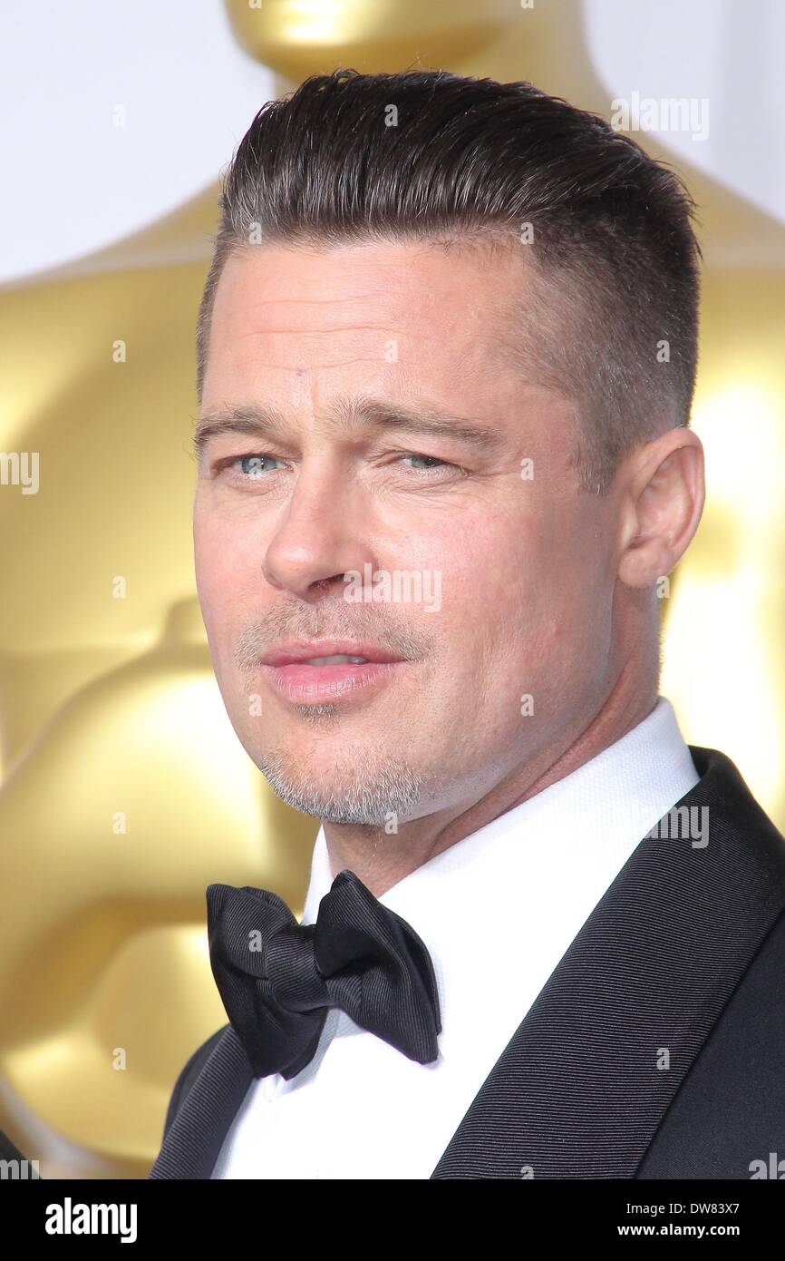 Brad pitt poses for hi-res stock photography and images - Alamy