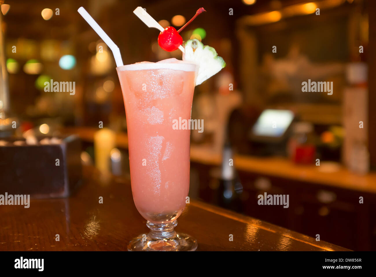 Singapore Sling at the Long Bar in Raffles Hotel, Singapore Stock Photo ...