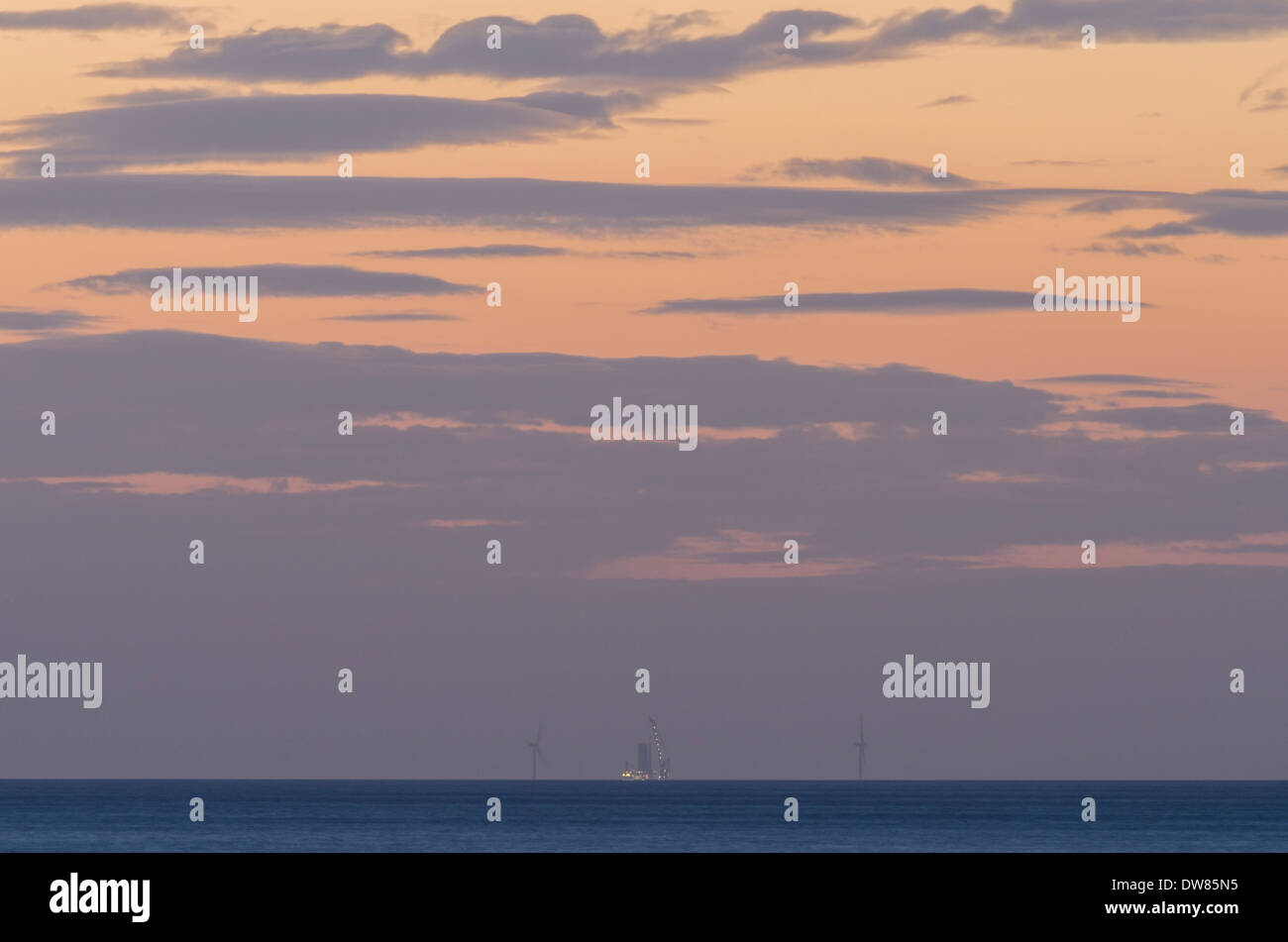 Offshore oil rig in irish hi-res stock photography and images - Alamy