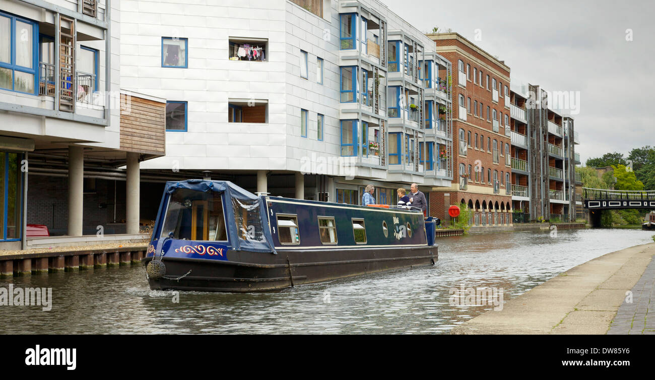 A houseboat travelling along the Rent's Canal, London, UK Stock Photo ...