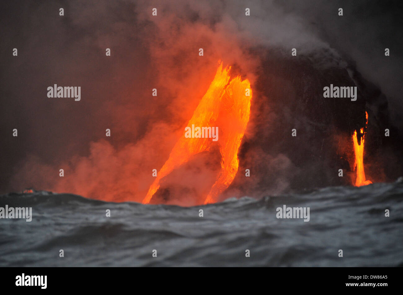 Steam flow hi-res stock photography and images - Alamy