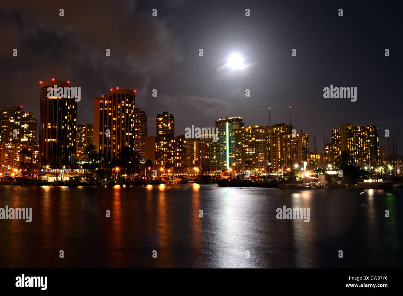 Hawaii night sky hi-res stock photography and images - Alamy