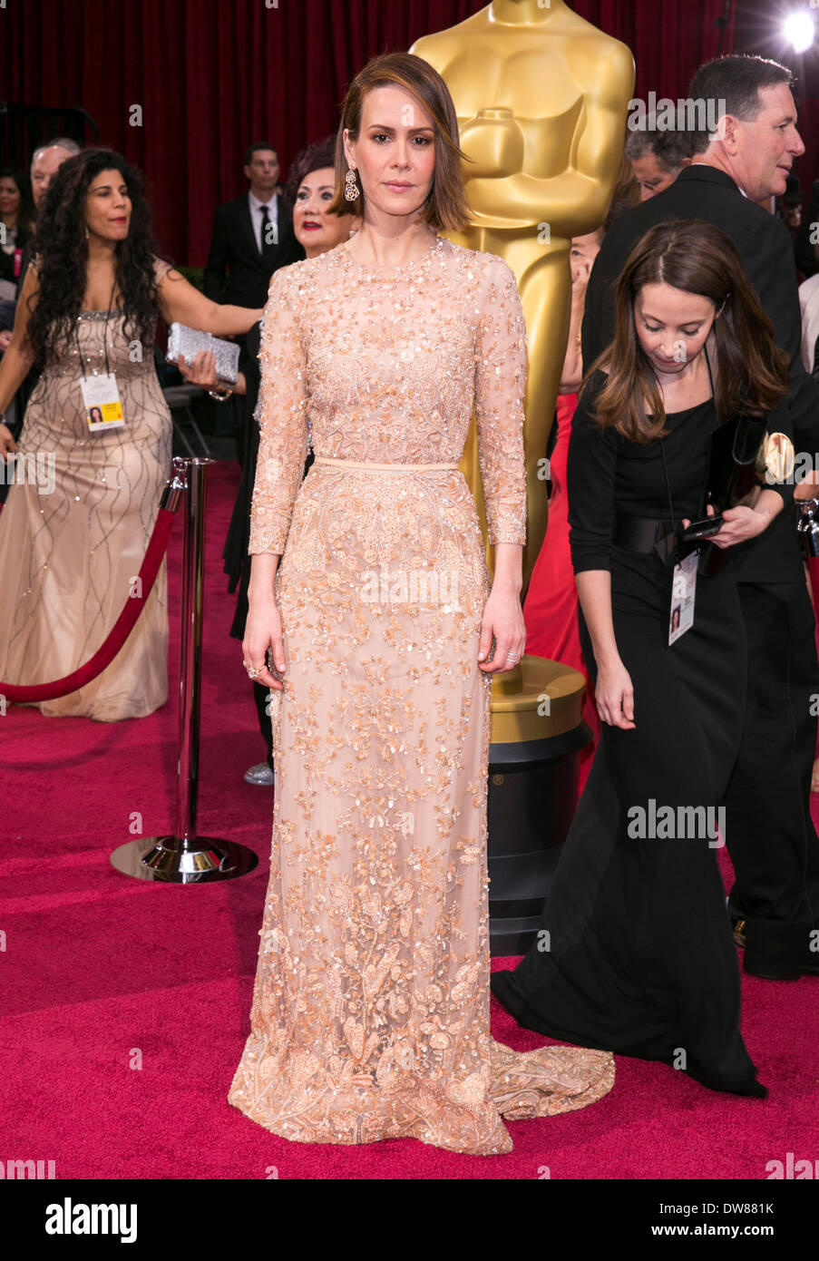 Sarah paulson red carpet hi-res stock photography and images - Alamy