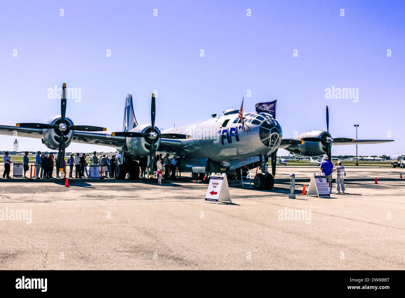 Wwii boeing b29 superfortress plane hi-res stock photography and images ...