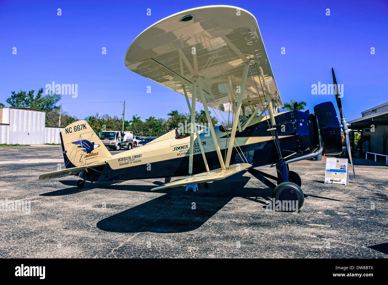 1930s boeing stearman biplane hi-res stock photography and images - Alamy