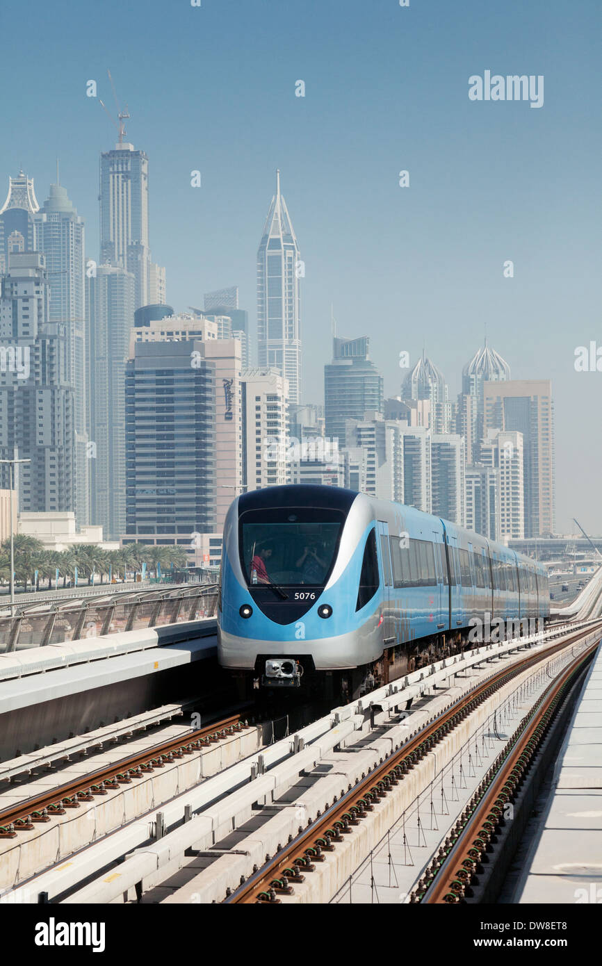 Dubai metro train hi-res stock photography and images - Alamy